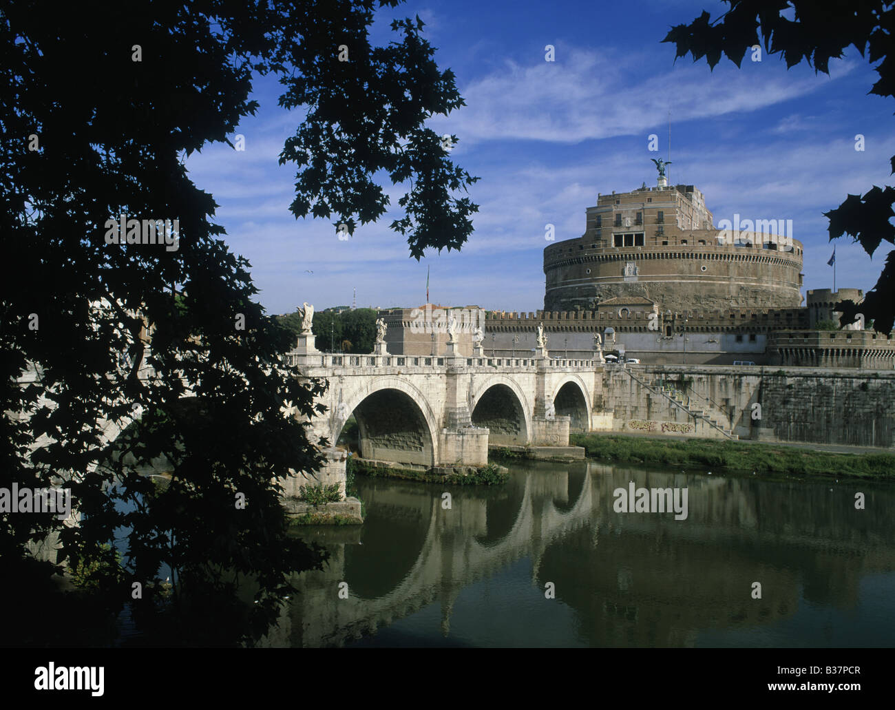 Castel Sant Angelo Round tower castle of popes mausoleum site Museum ...