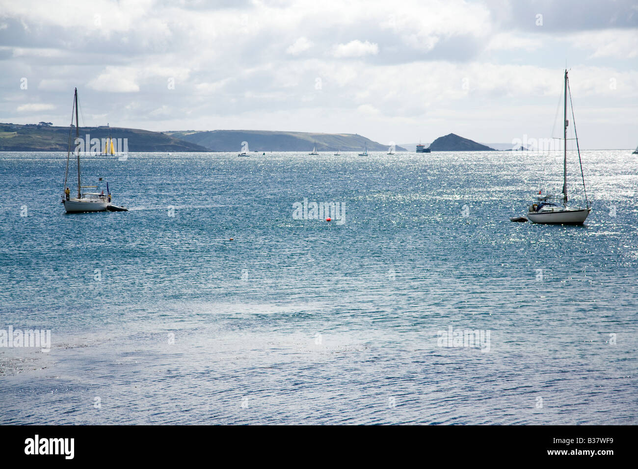Cawsand yachts hi-res stock photography and images - Alamy