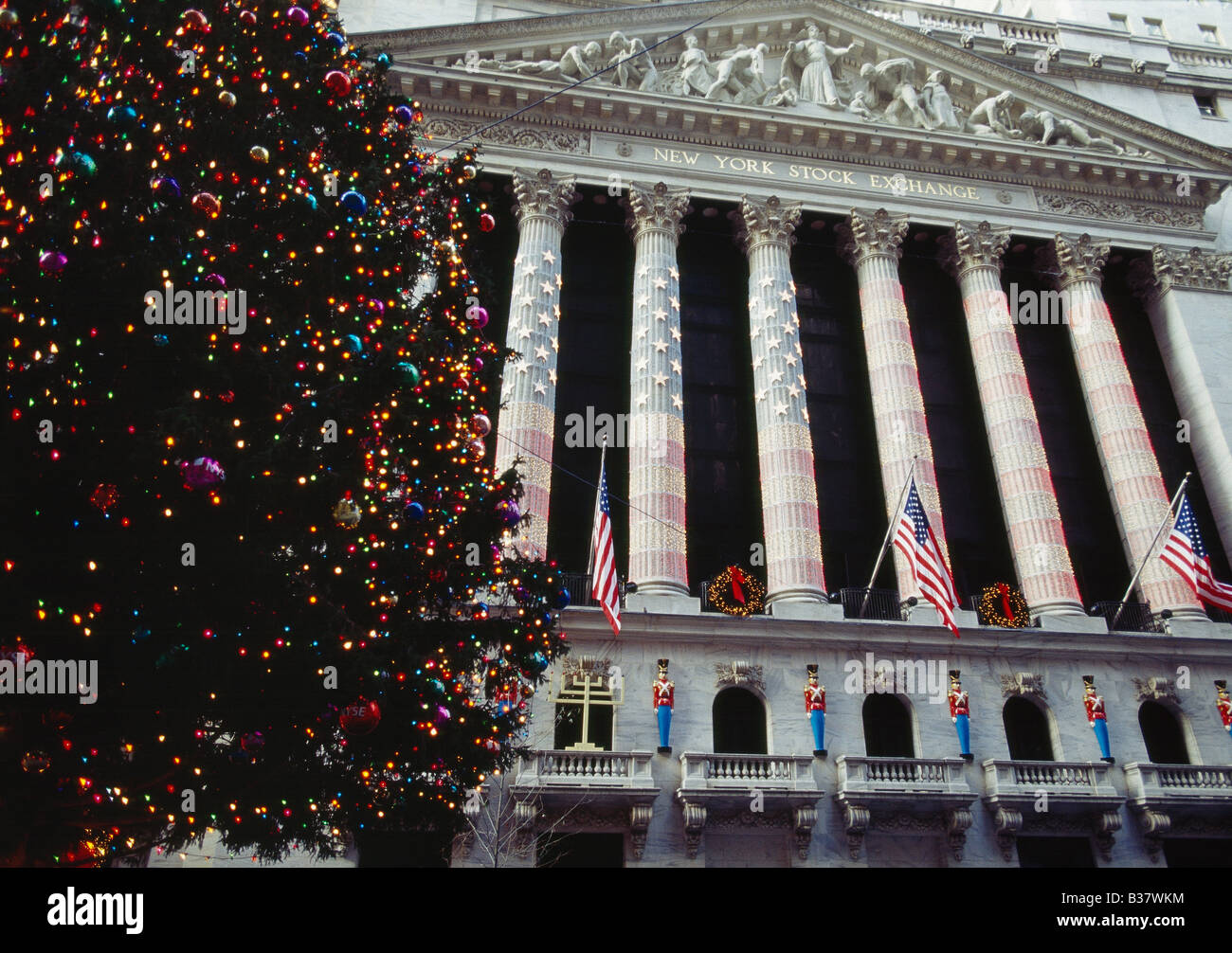 Buildings columns new york hi-res stock photography and images - Alamy