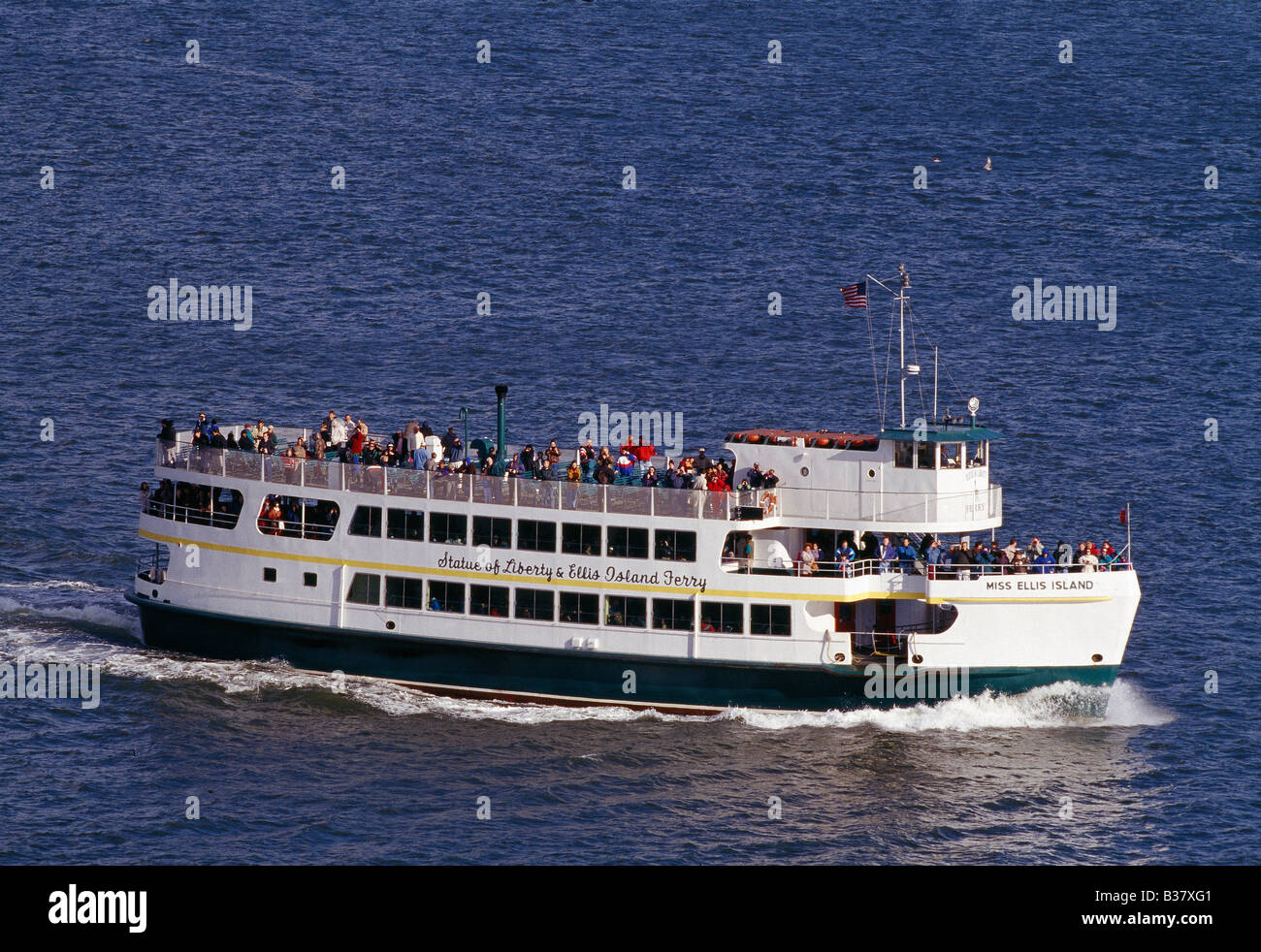 Statue Of Liberty Ferry Stock Photo - Alamy