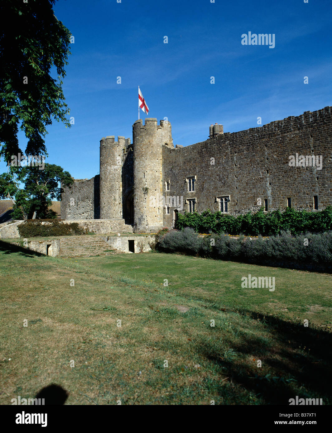 Amberley castle hi-res stock photography and images - Alamy