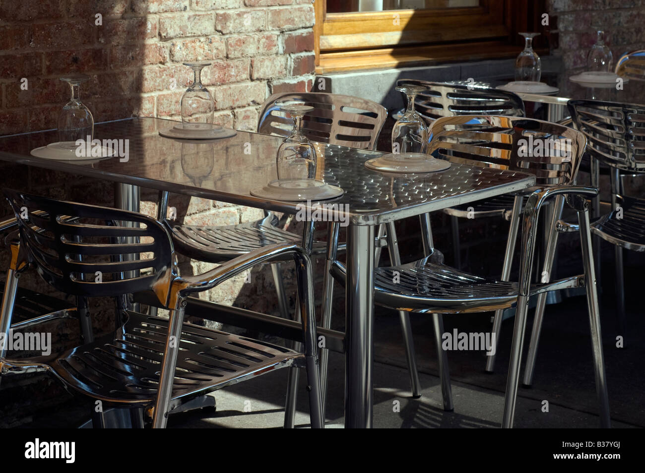 Lonely tables chairs hi-res stock photography and images - Alamy