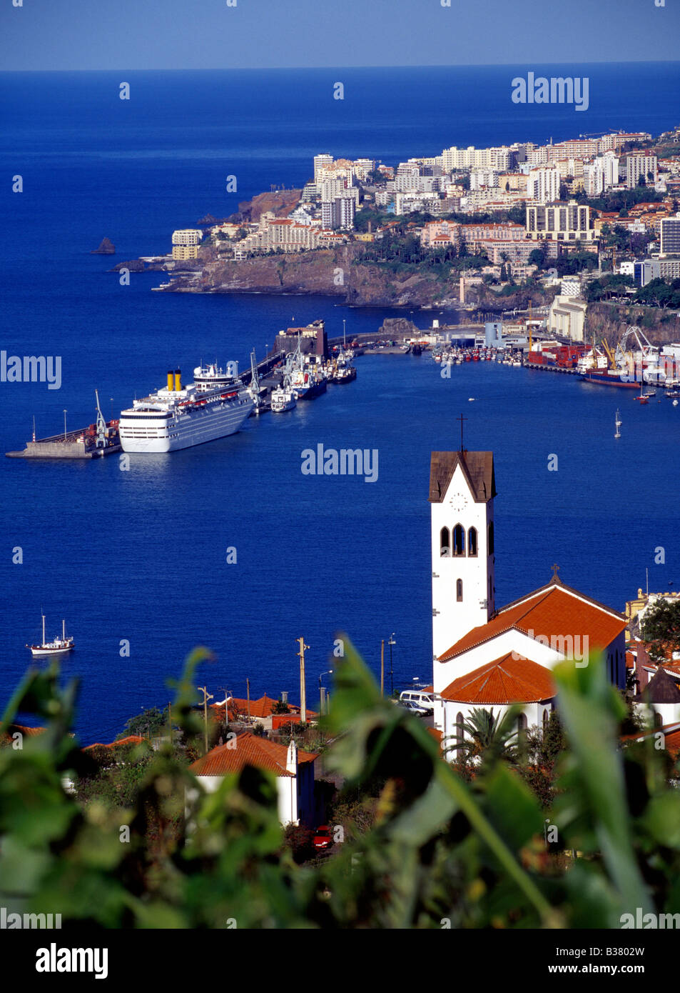 Funchal churches hi-res stock photography and images - Alamy