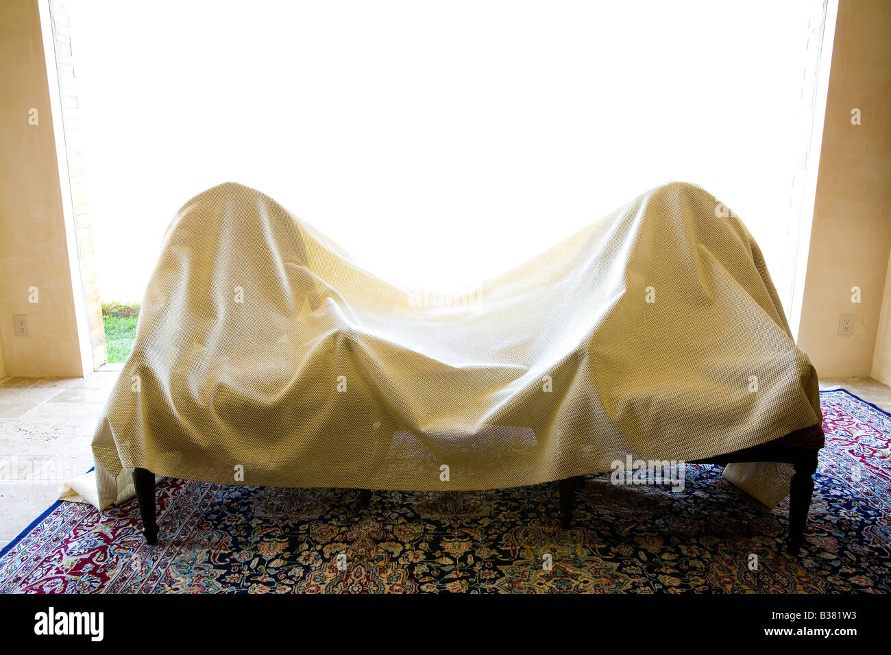 Covered sheet hi-res stock photography and images - Alamy