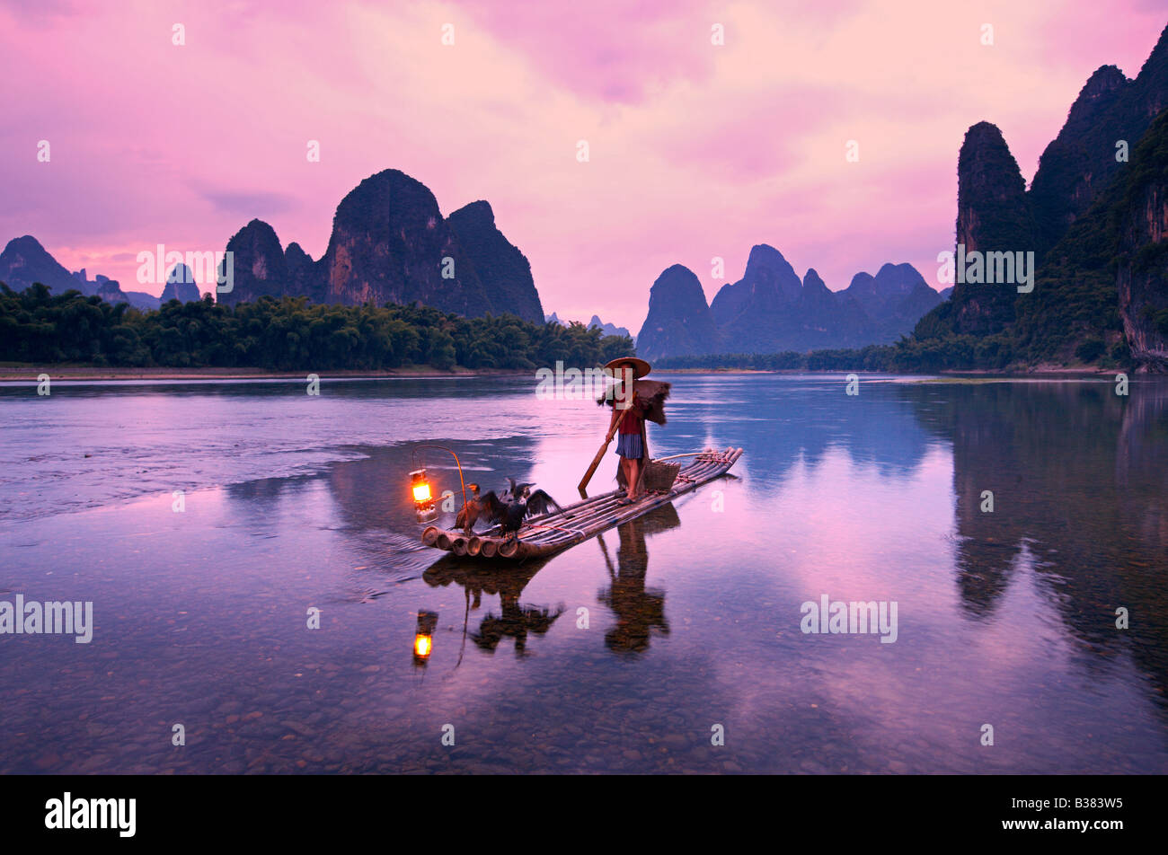 Cormorant Fisherman in the Lijang Li River Xingping Guilin province ...