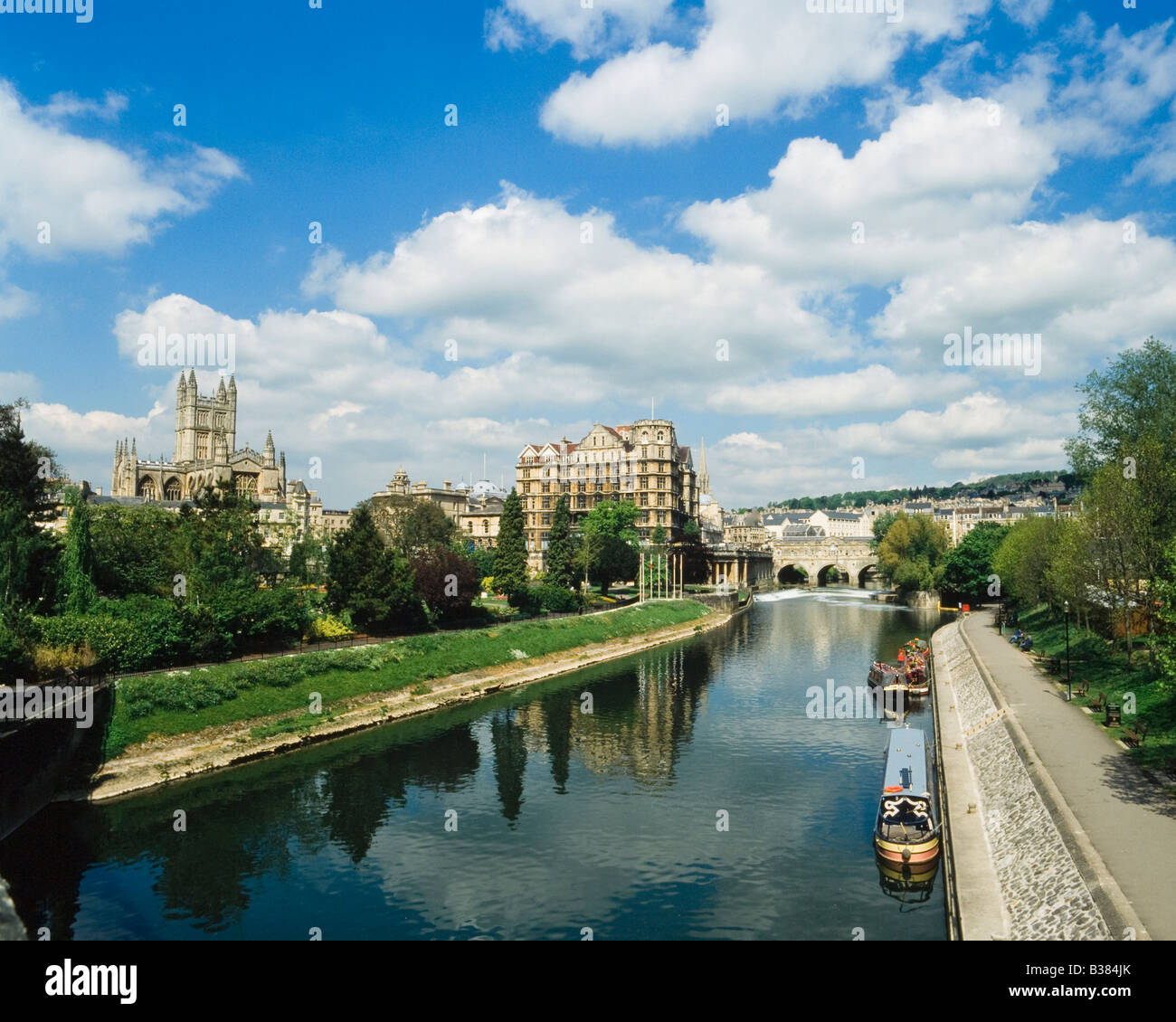 Bath narrowboats hi-res stock photography and images - Alamy
