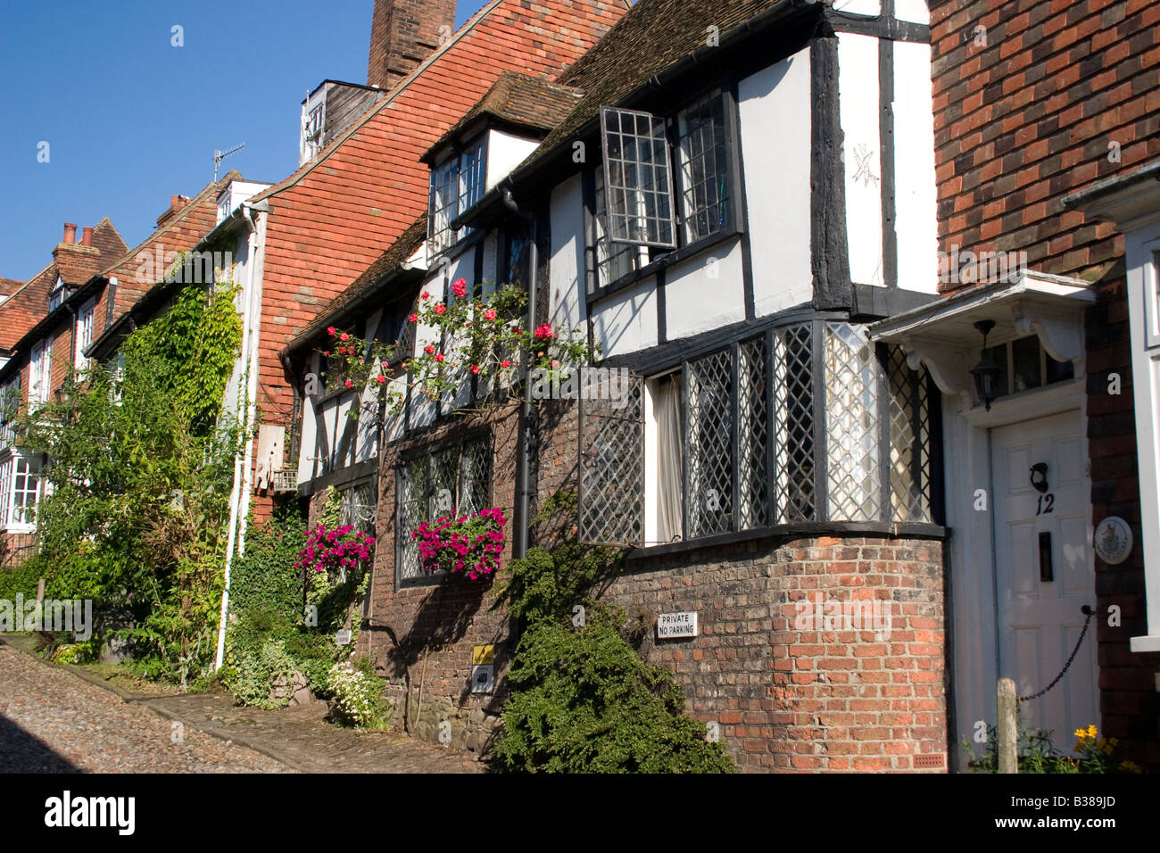 Mermaid Street, Rye Stock Photo - Alamy