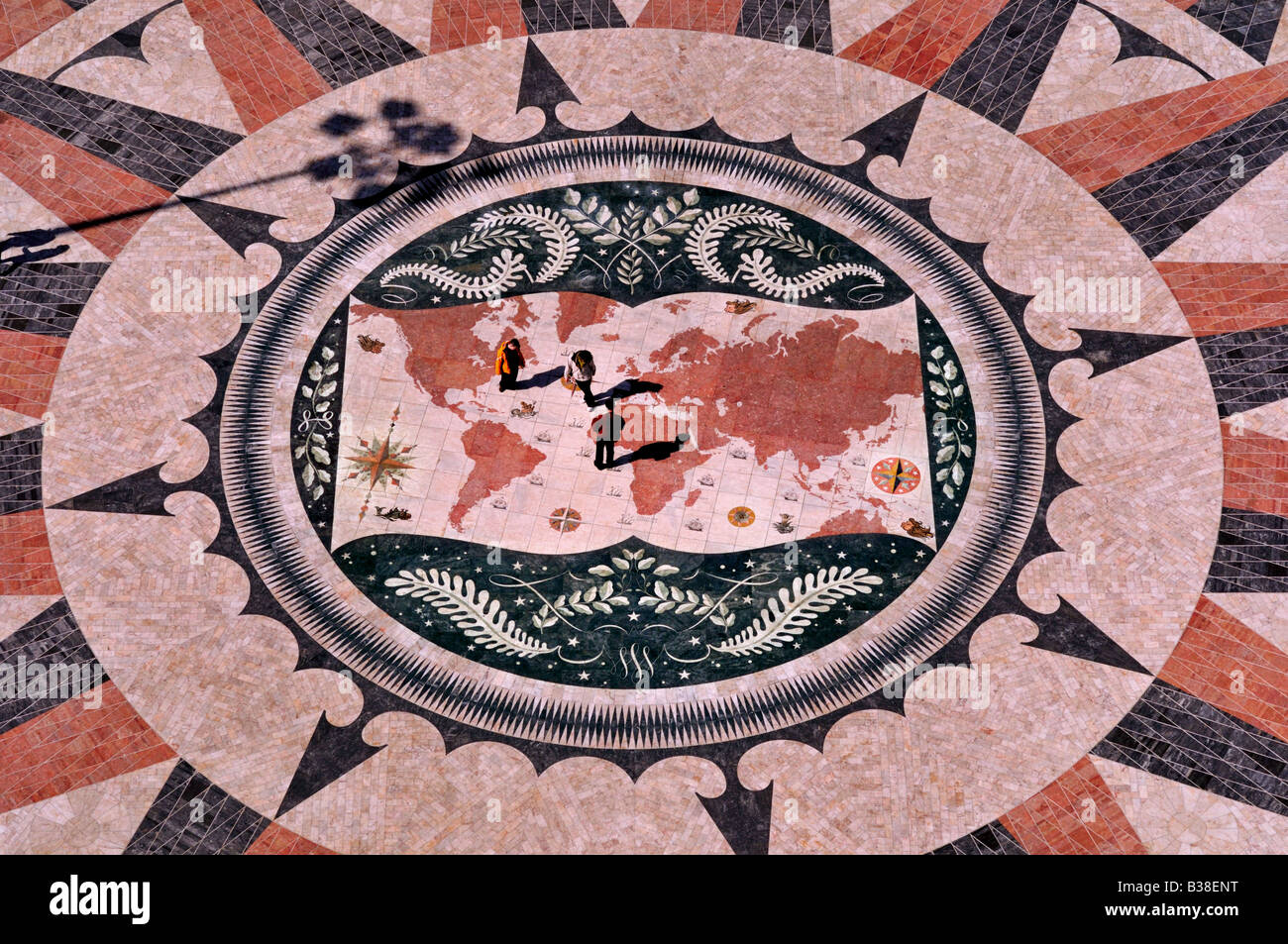 Compass rose portugal High Resolution Stock Photography and Images - Alamy