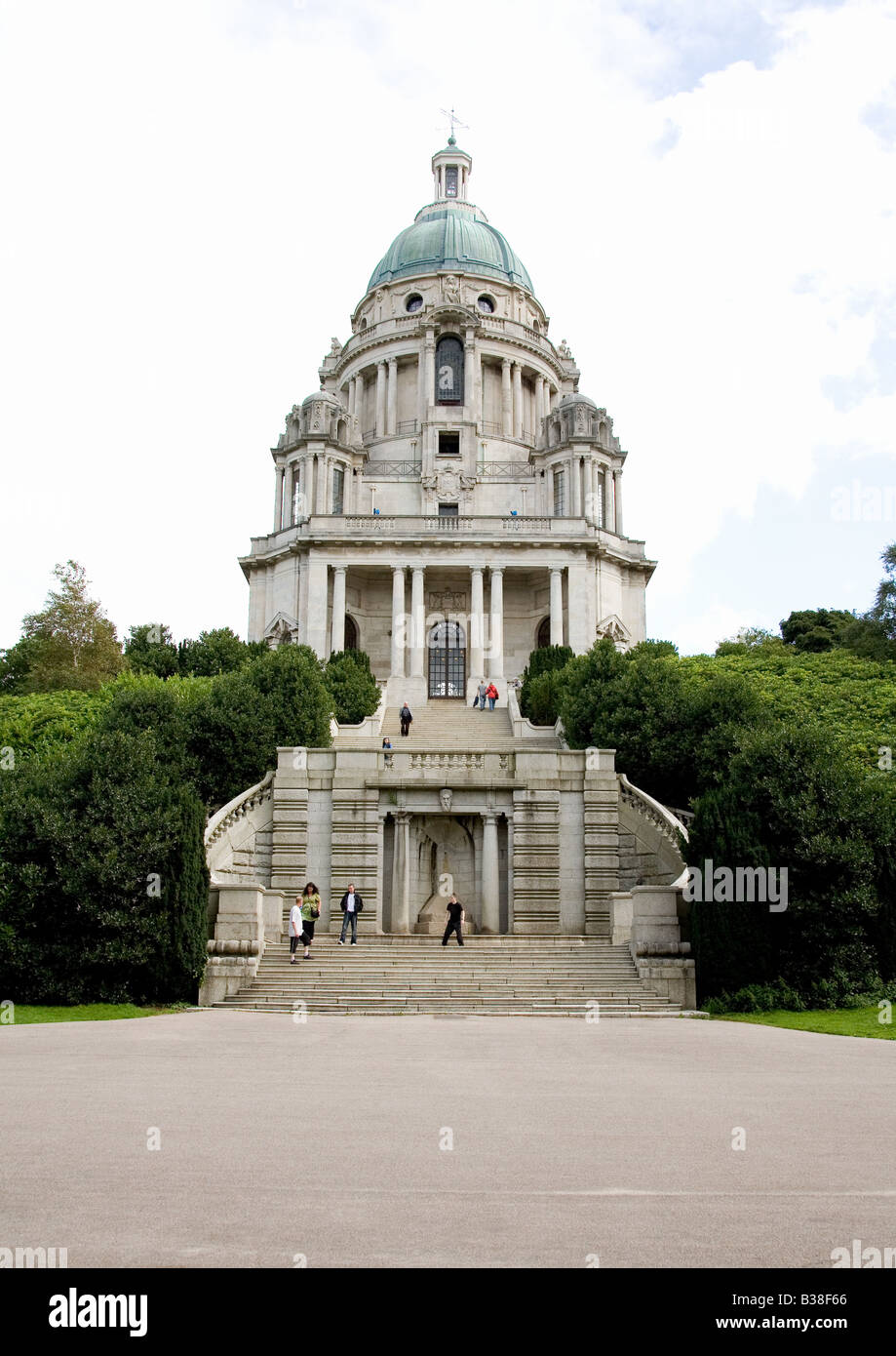 The Ashton Memorial, a folly dedicated to the late wife of Lord Ashton ...