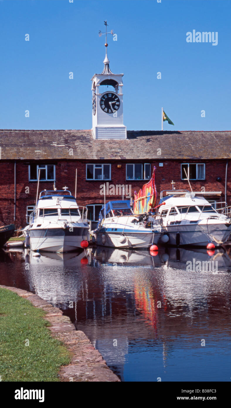 Clock Warehouse by upper river basin, Stourport on Severn ...