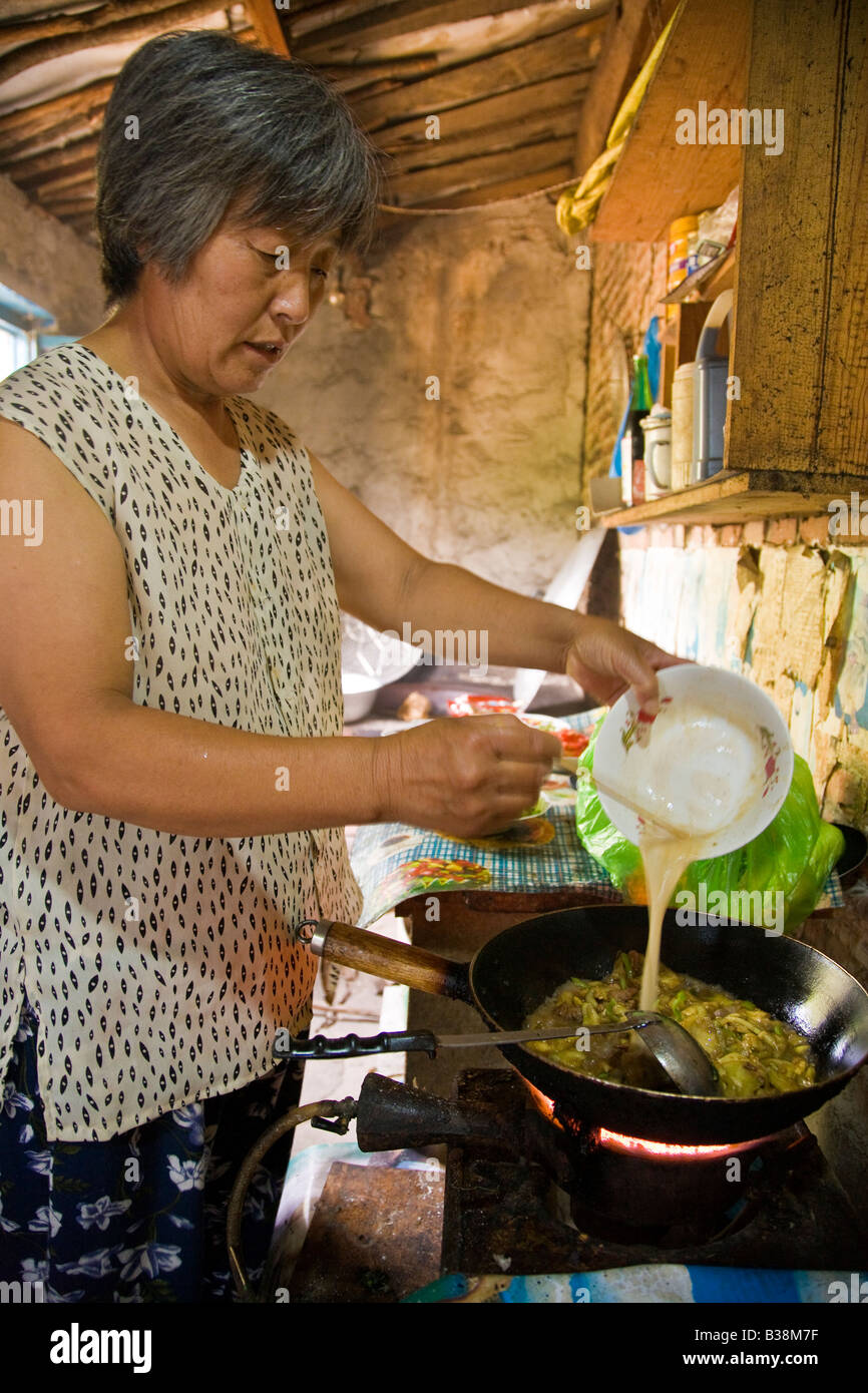 Country kitchen beijing hi-res stock photography and images - Alamy