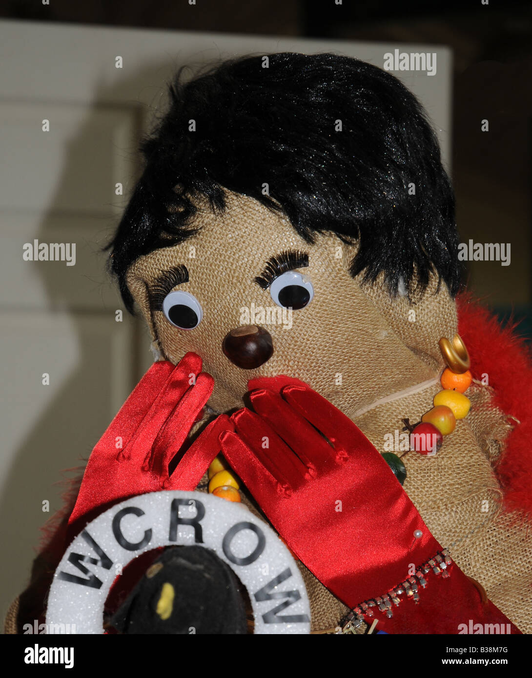 Scarecrow crow hi-res stock photography and images - Alamy