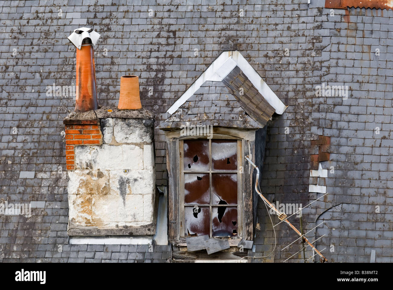Old chimney stack and dormer window - Loches, France Stock Photo - Alamy