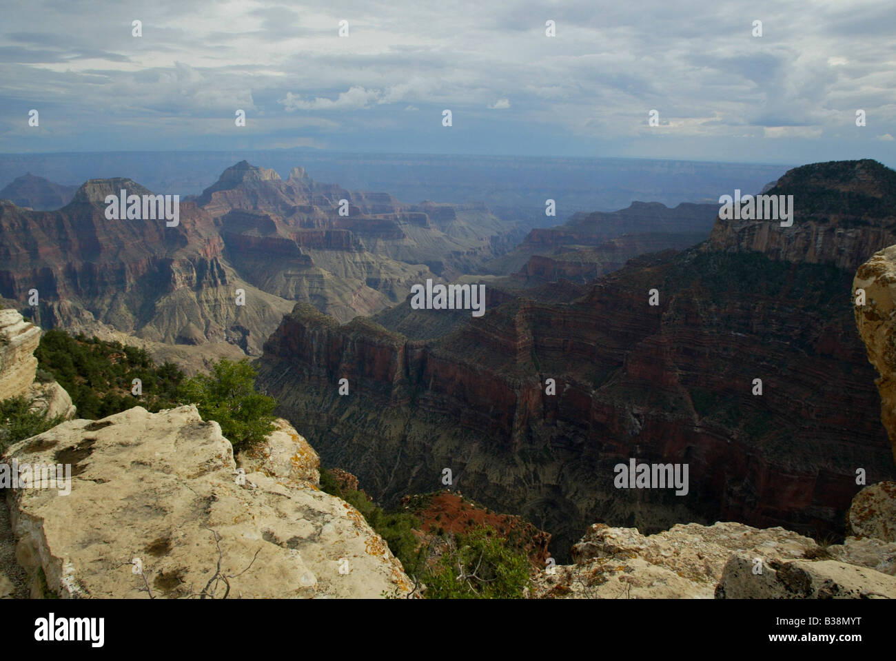 View of the north rim of the Grand Canyon from Bright Angel Point Grand ...