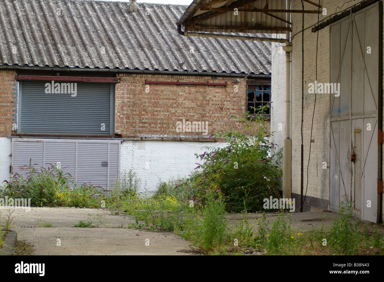 rundown building Thames London Stock Photo - Alamy
