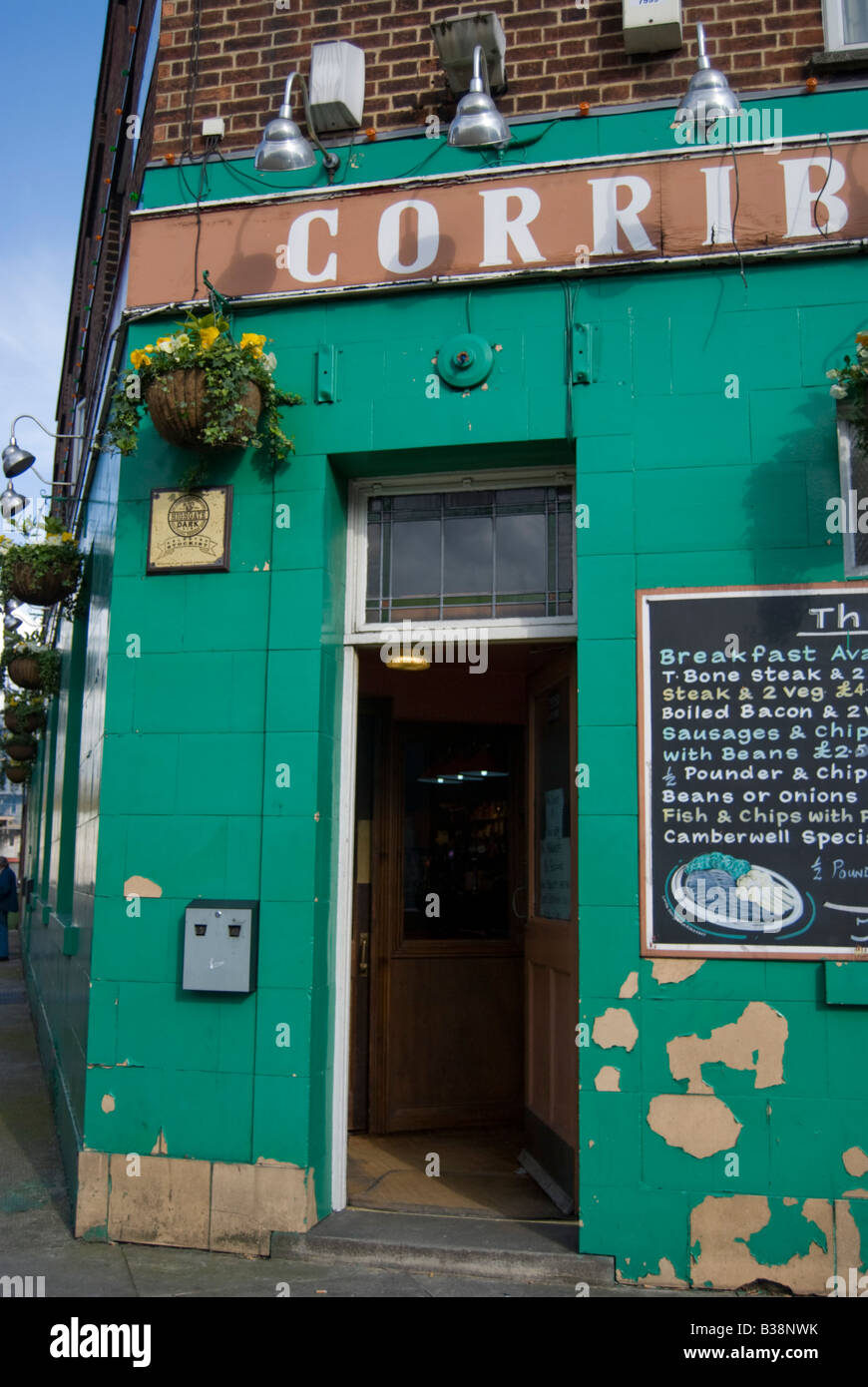 London pub menu hi-res stock photography and images - Alamy