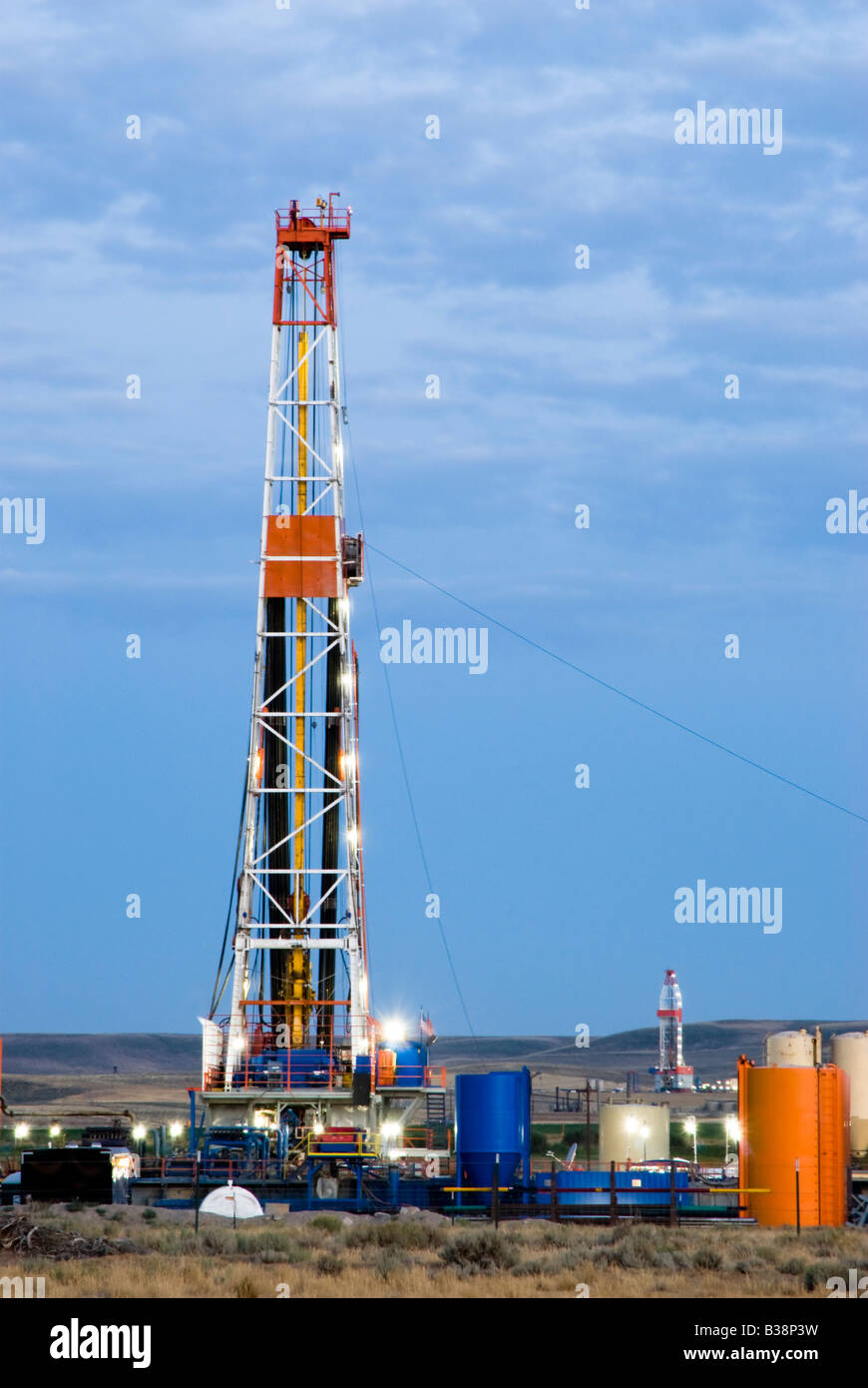 Oil drilling pads hi-res stock photography and images - Alamy