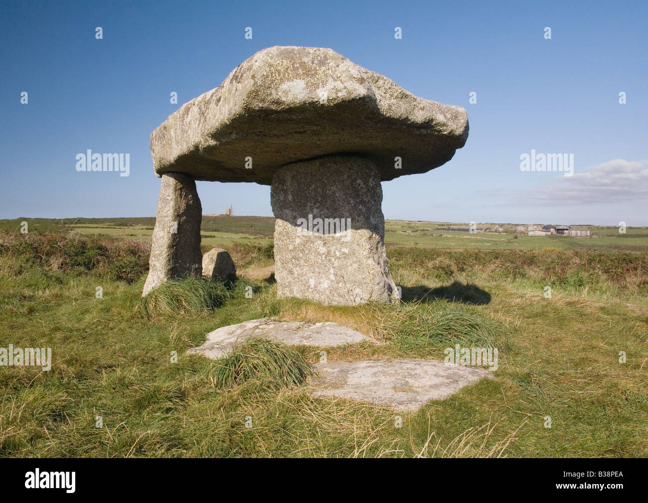 Lanyon Quoit, (Giant's Table) is a famous Cornish Megalithic Tomb near ...