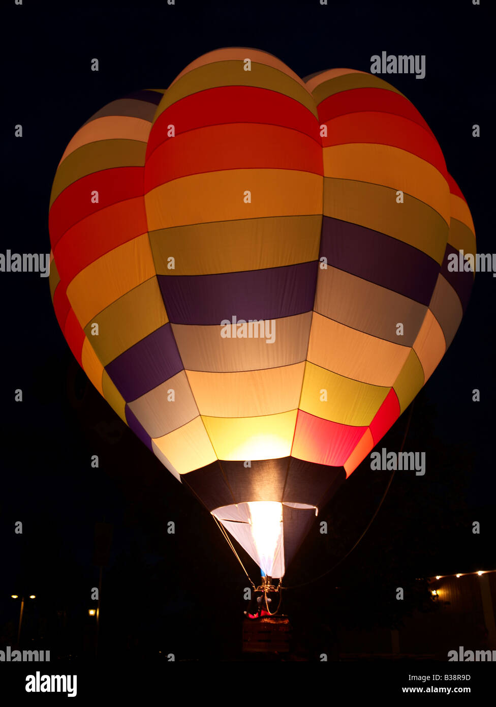 hot-air-balloon at night Stock Photo - Alamy