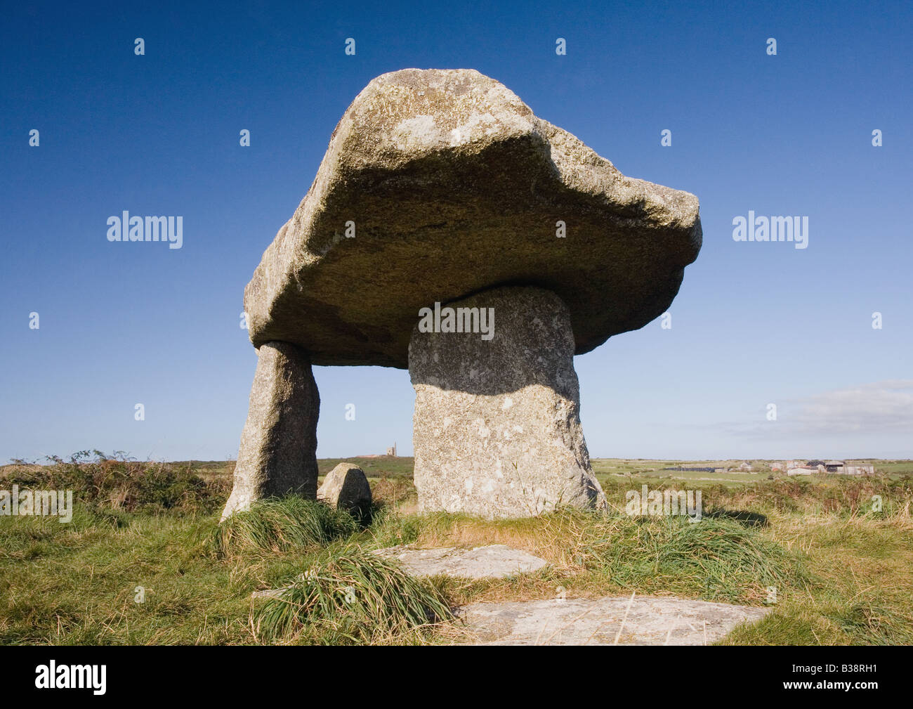 Lanyon Quoit, (Giant's Table) is a famous Cornish Megalithic Tomb near ...