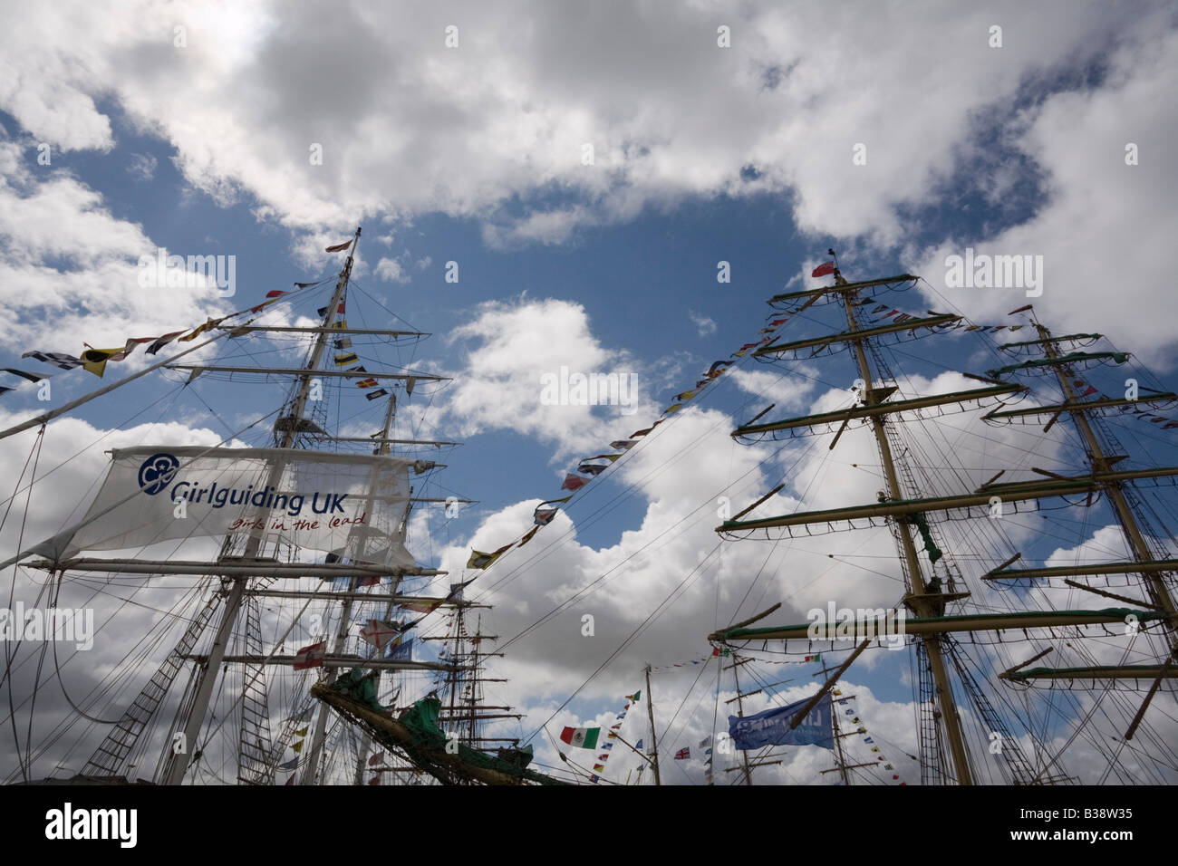 Square rigged hi-res stock photography and images - Alamy