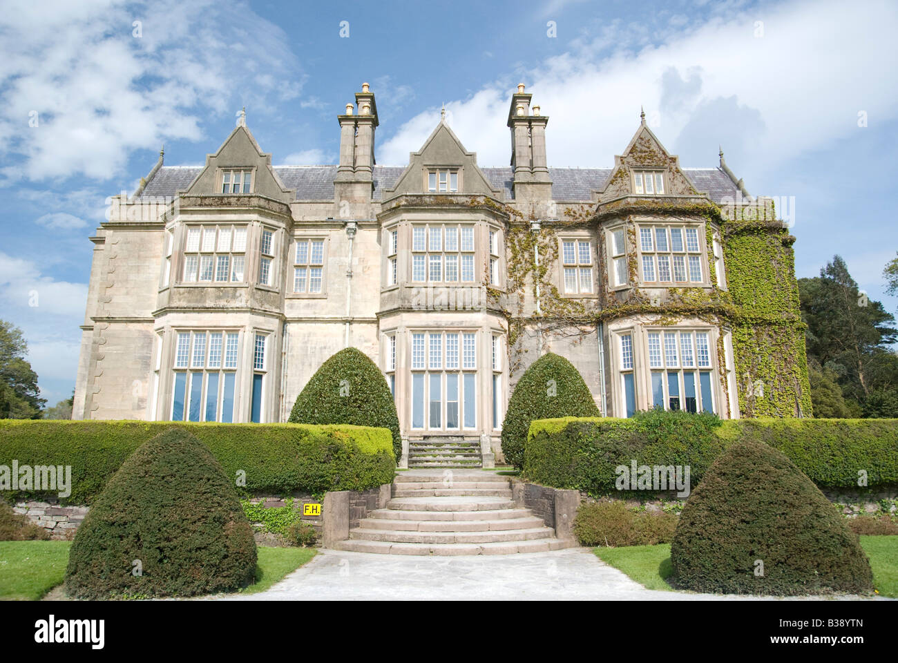 Muckross hi-res stock photography and images - Alamy