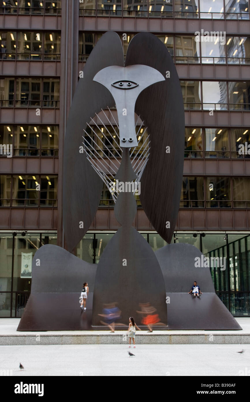 Picasso Sculpture Daley Plaza High Resolution Stock Photography and ...