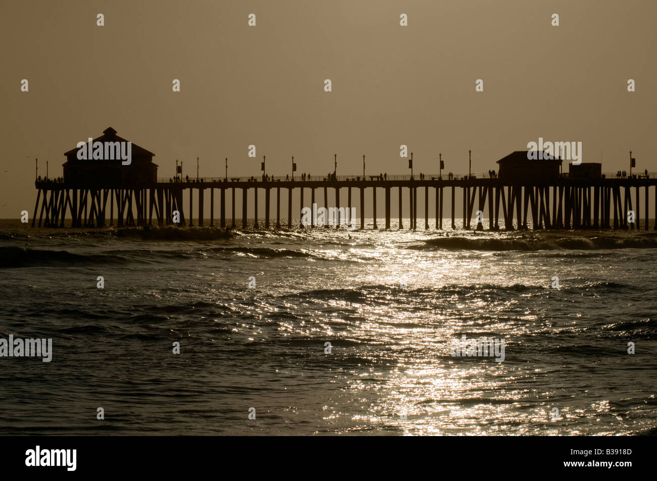 Huntington beach pier swim hi-res stock photography and images - Alamy