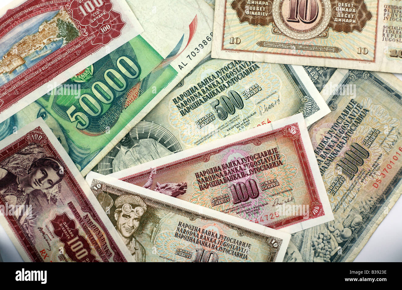 Bank notes from Yugoslavia, Jugoslavija Dinara Stock Photo - Alamy
