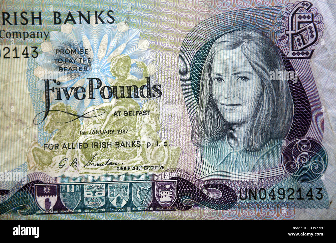 100 pound irish bank note hi-res stock photography and images - Alamy