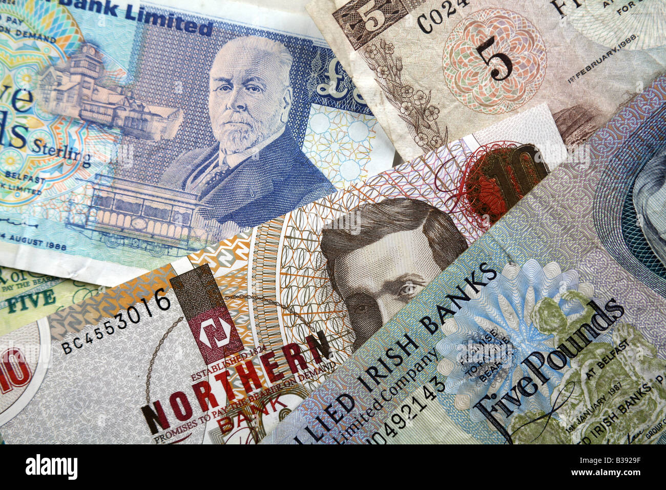 100 pound irish bank note hi-res stock photography and images - Alamy