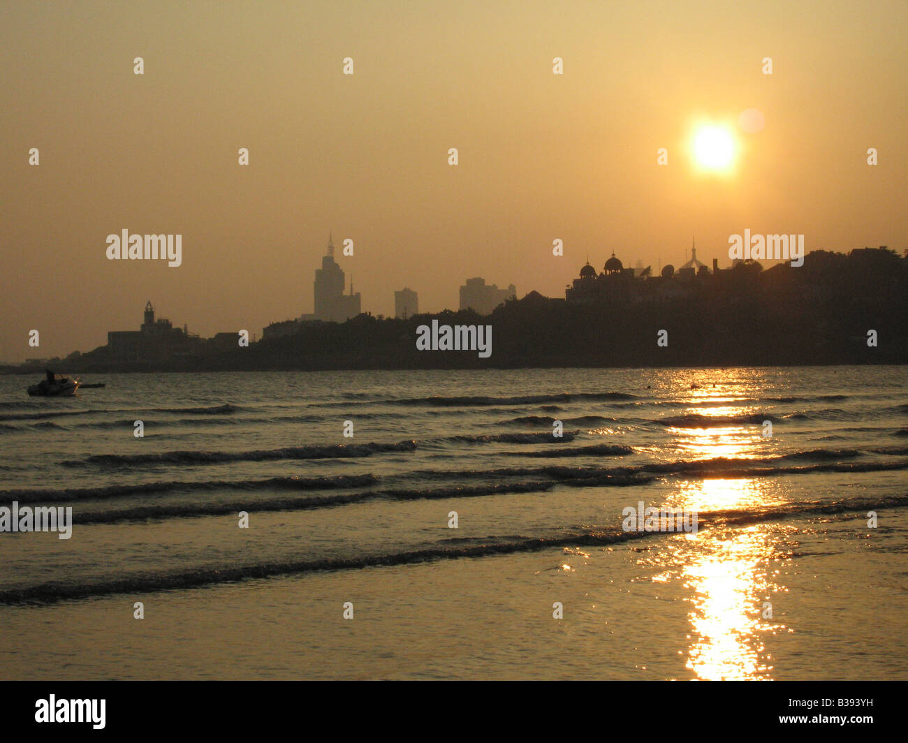 City beach city Qingdao, China. Sunset Stock Photo - Alamy