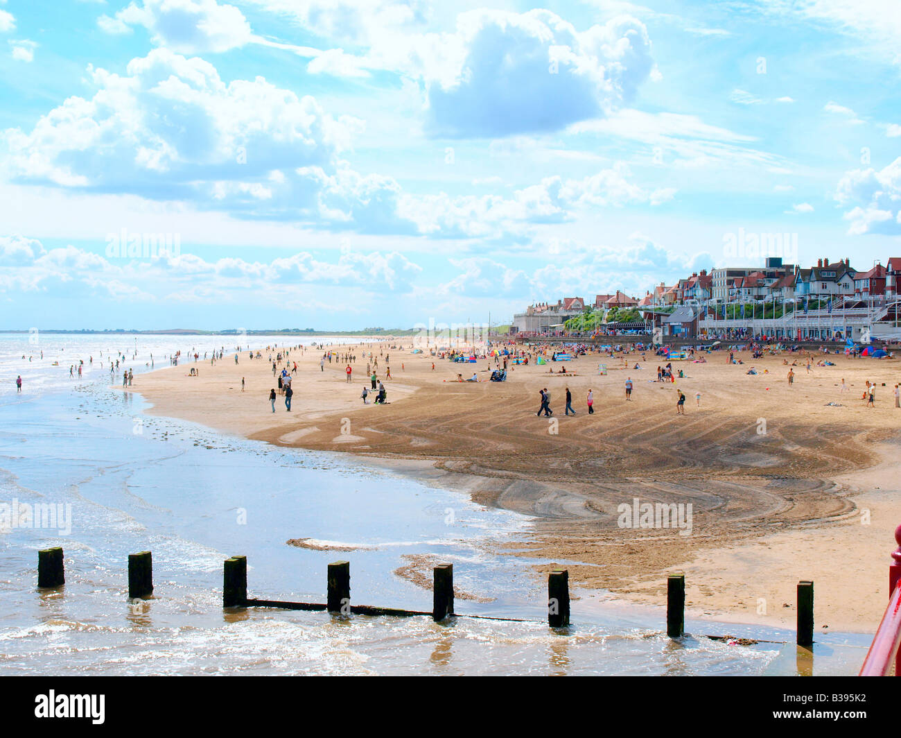 Bridlington promenade hi-res stock photography and images - Alamy