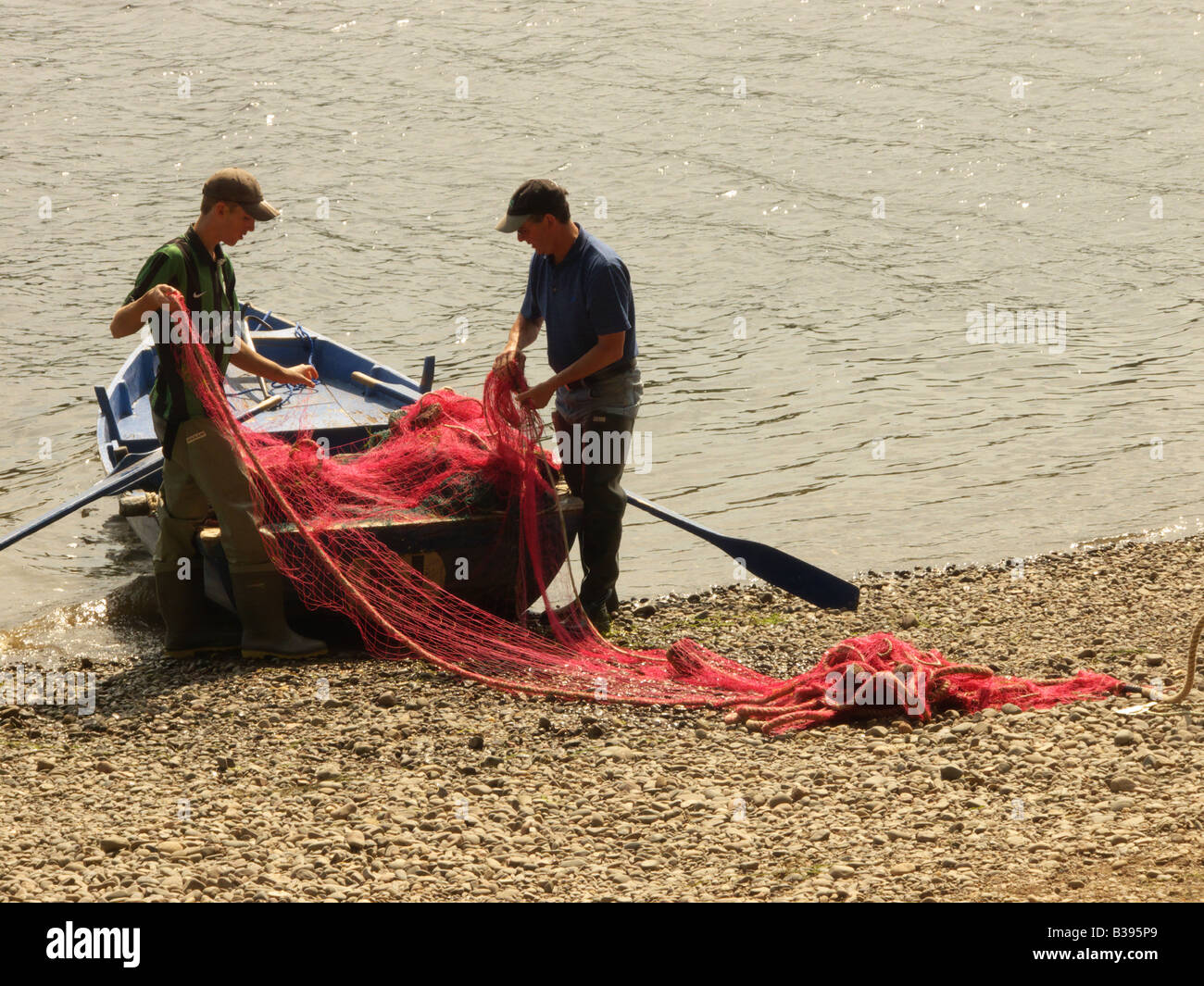 Salmon net fishing tweed hi-res stock photography and images - Alamy