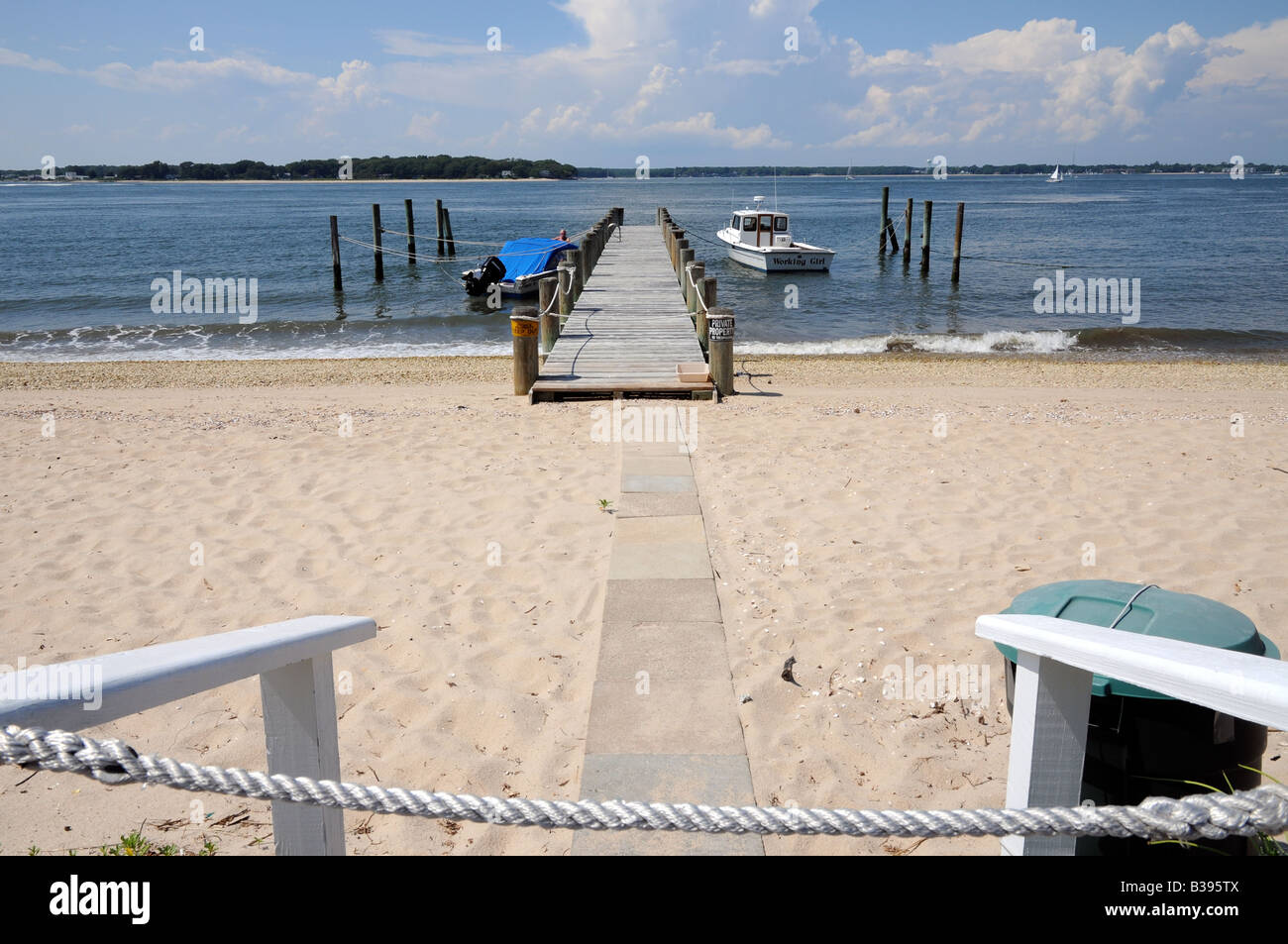 Crescent Beach Shelter Island New York Stock Photo - Alamy