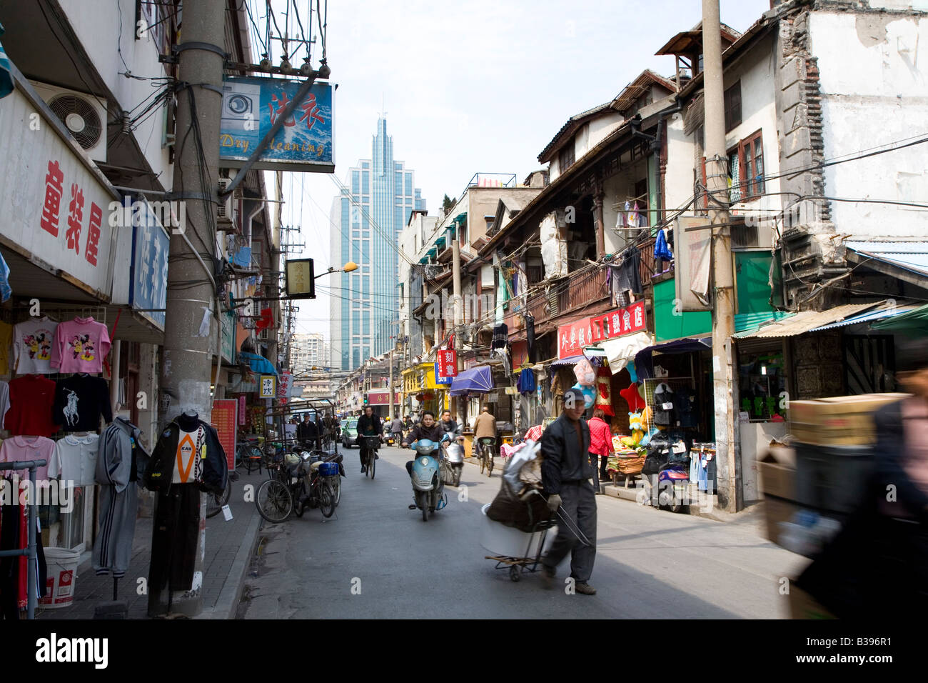 Urban decay in shanghai china hi-res stock photography and images - Alamy