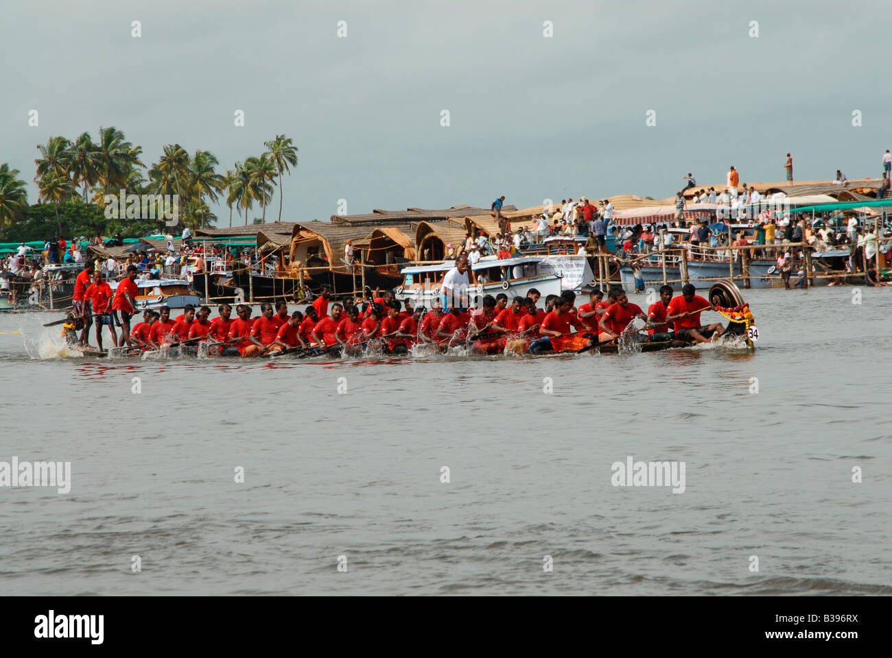 Nehru Trophy boat race at Alleppey,Kerala,India Stock Photo - Alamy