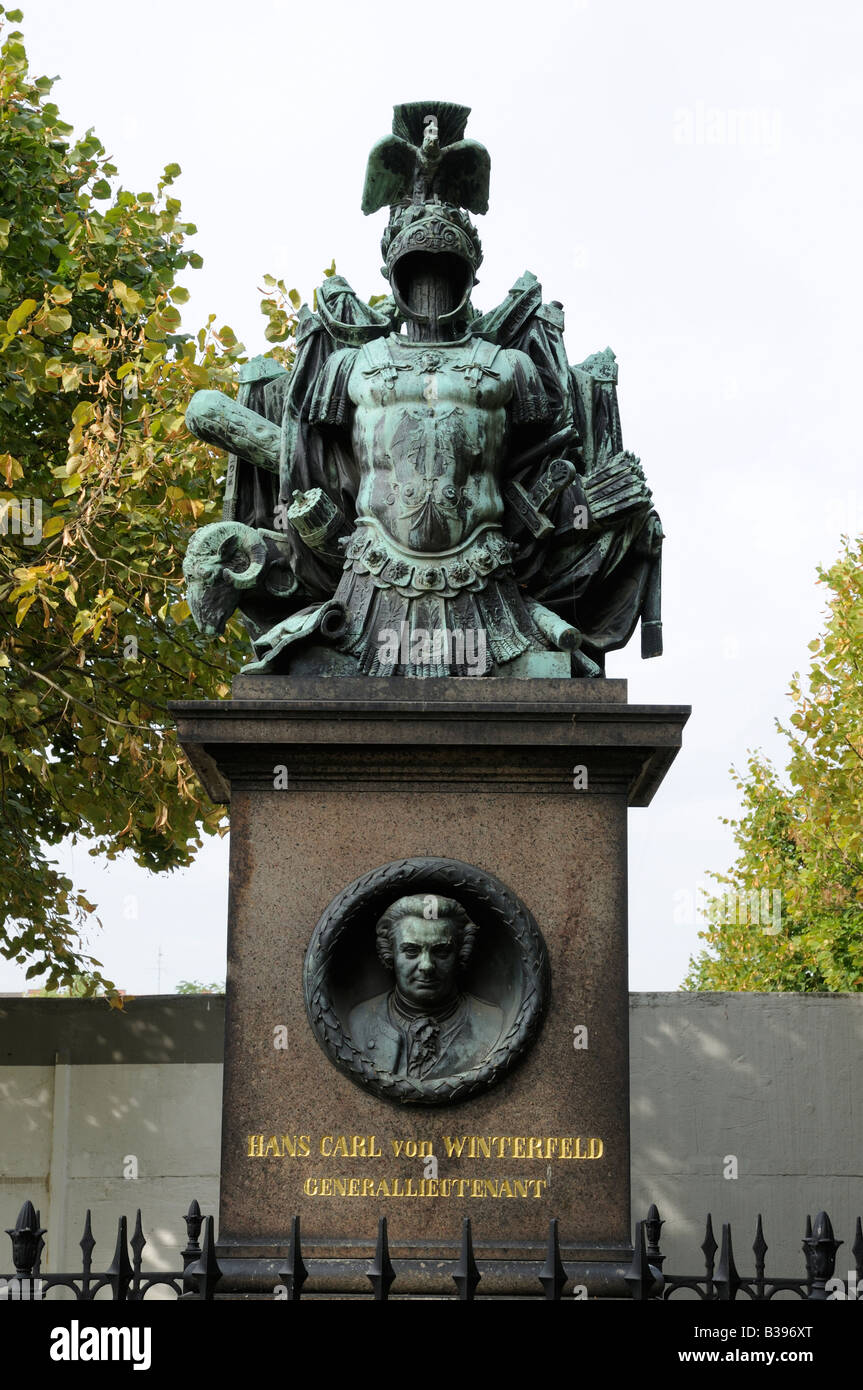 Invalidenfriedhof Prussian military cemetery in Berlin Stock Photo - Alamy