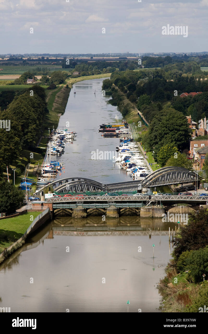 Sluice houses hi-res stock photography and images - Alamy