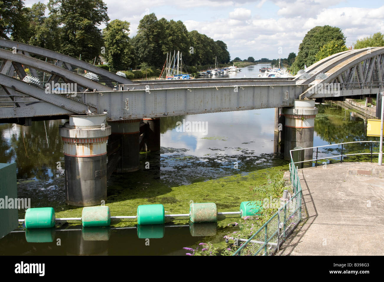 railway bridge river witham and Boston Grand Sluice was opened in 1766 ...