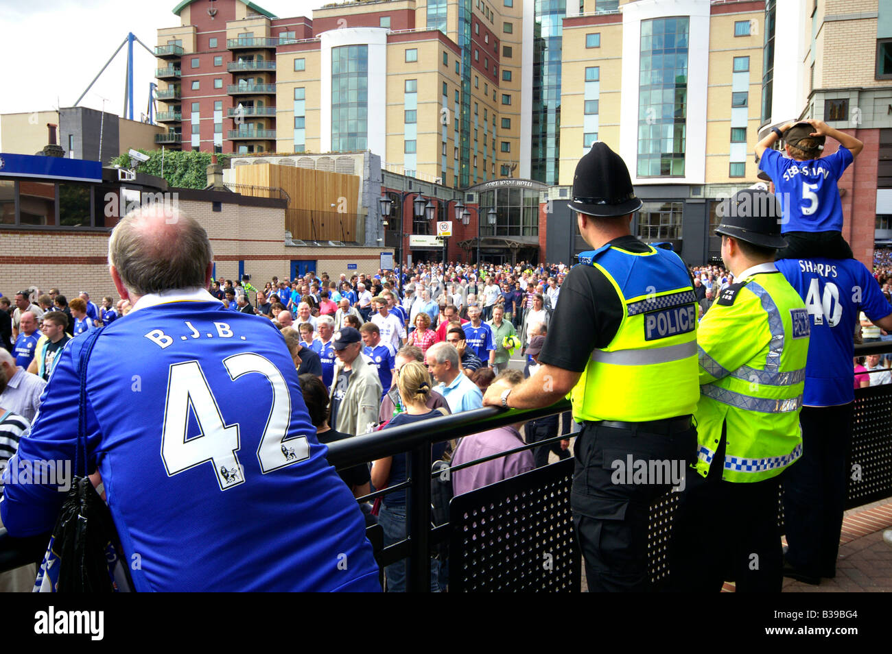 Chelsea Fans High Resolution Stock Photography and Images - Alamy