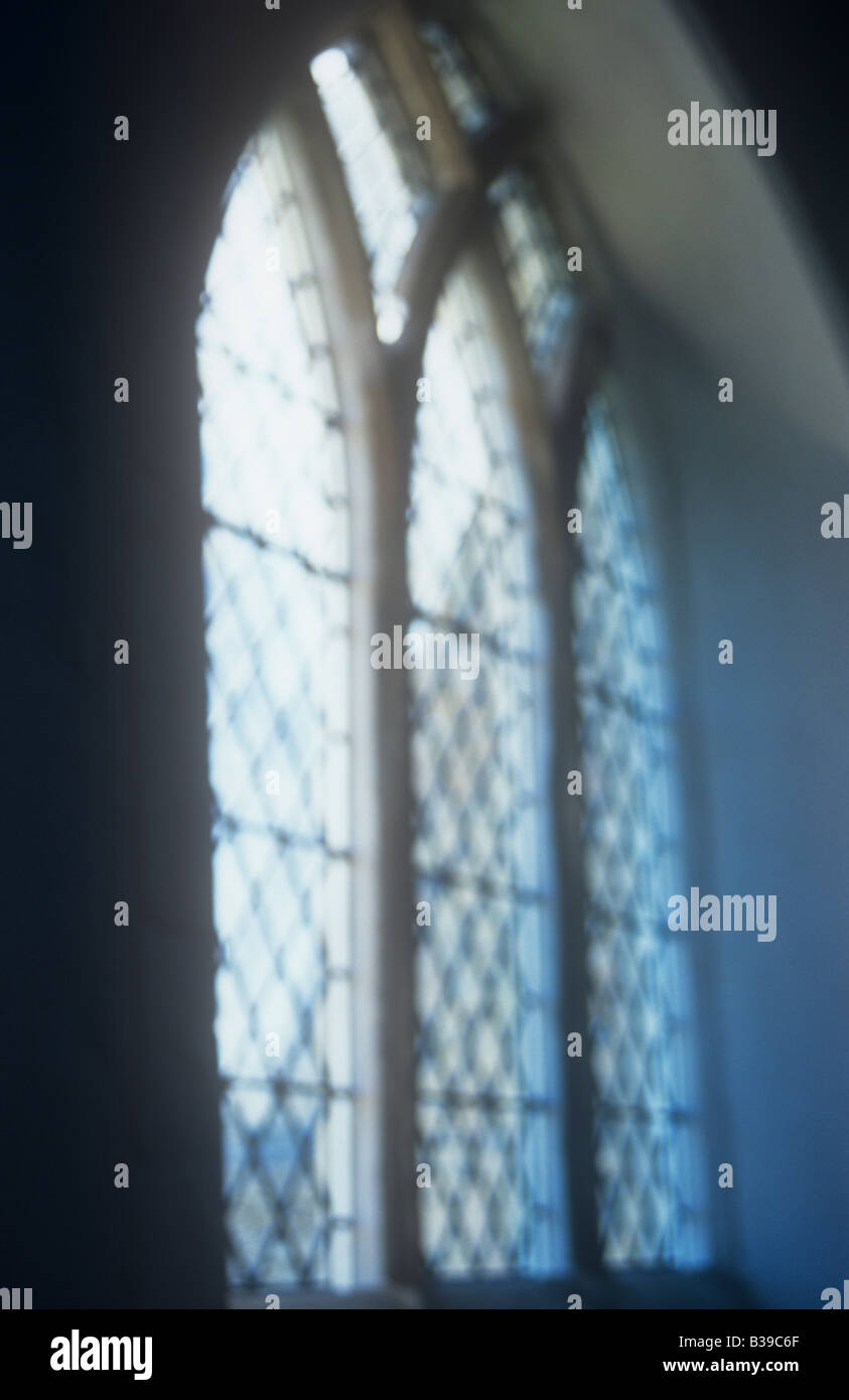 Diamond leaded windows hi-res stock photography and images - Alamy