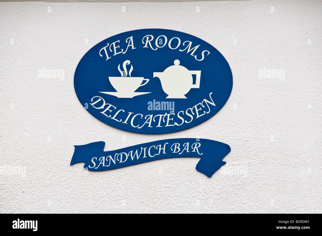English tea room sign hi-res stock photography and images - Alamy