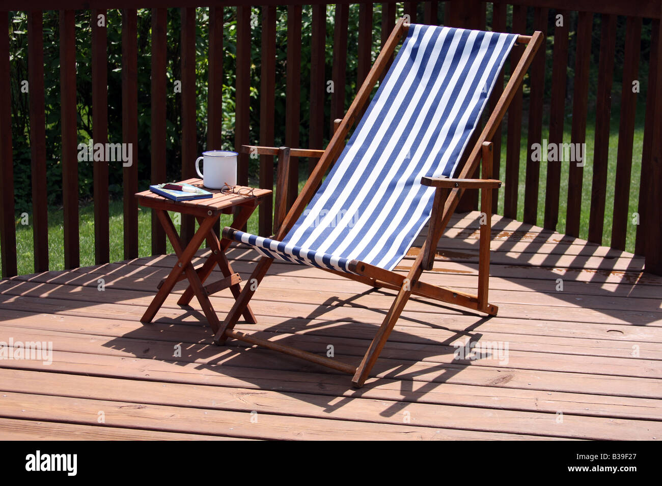 Deck chair writing hi-res stock photography and images - Alamy