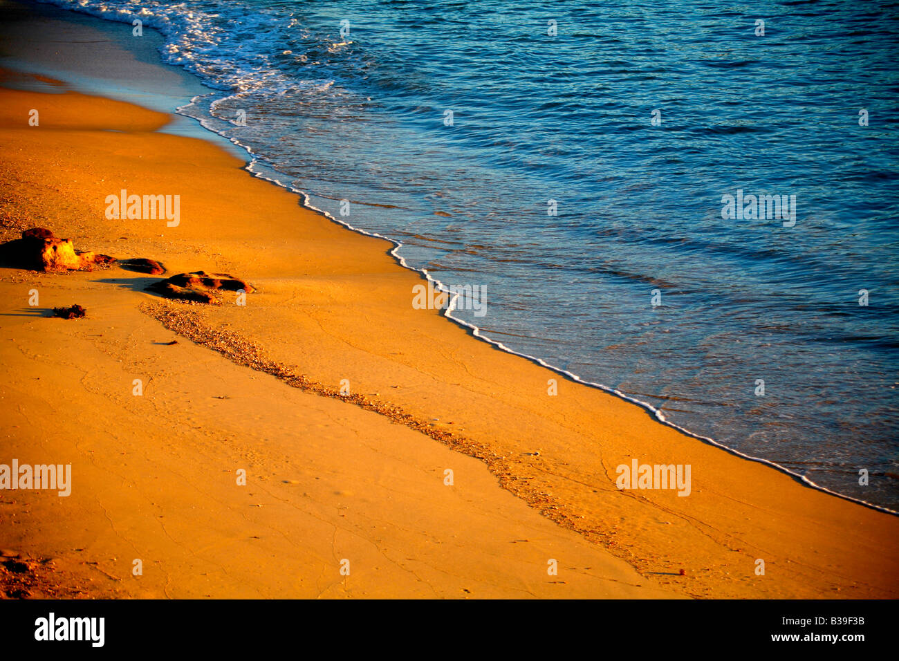 Beach coastline hi-res stock photography and images - Alamy