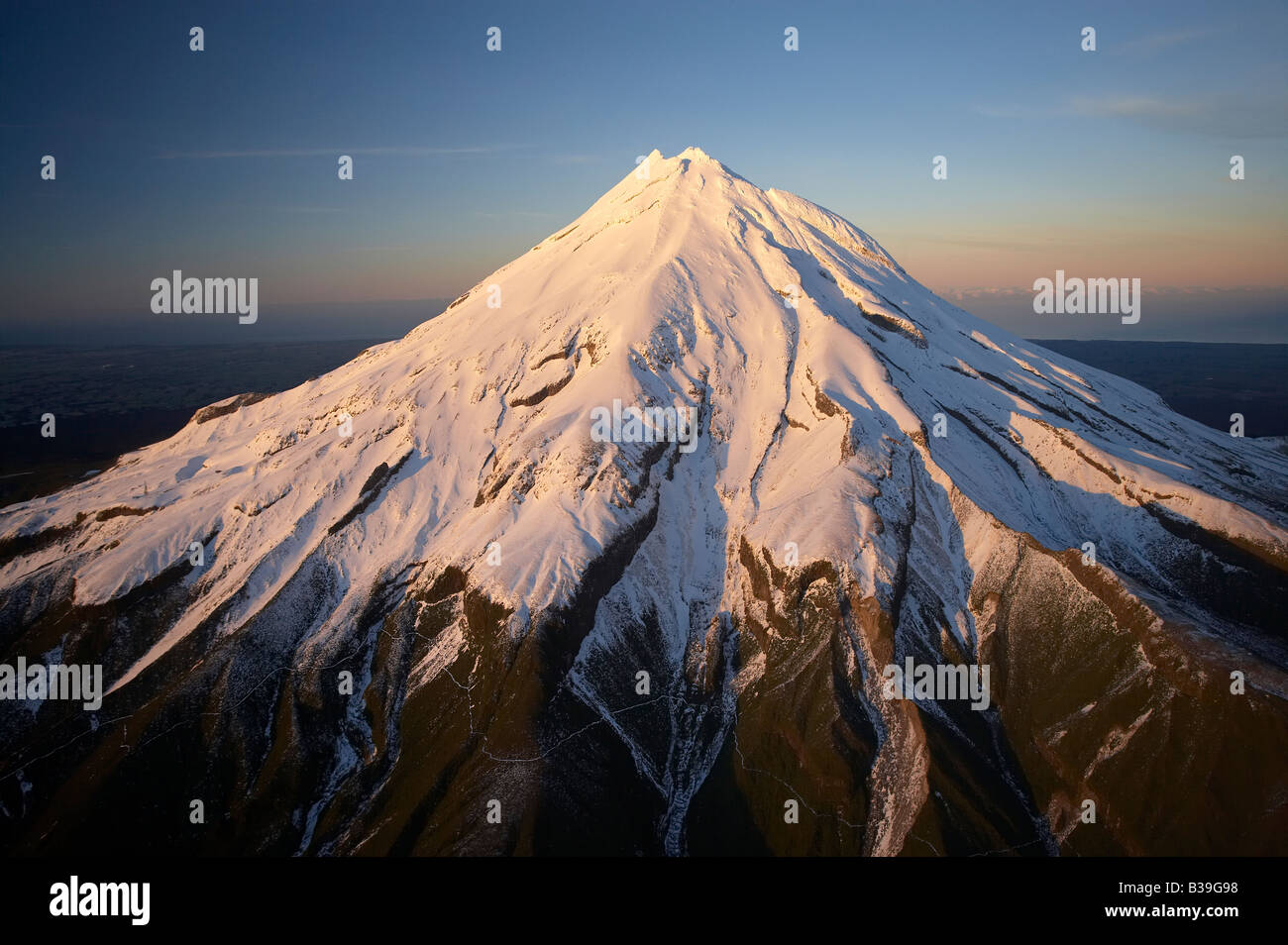 First Light on Summit of Mt Taranaki Mt Egmont and Around the Mountain ...