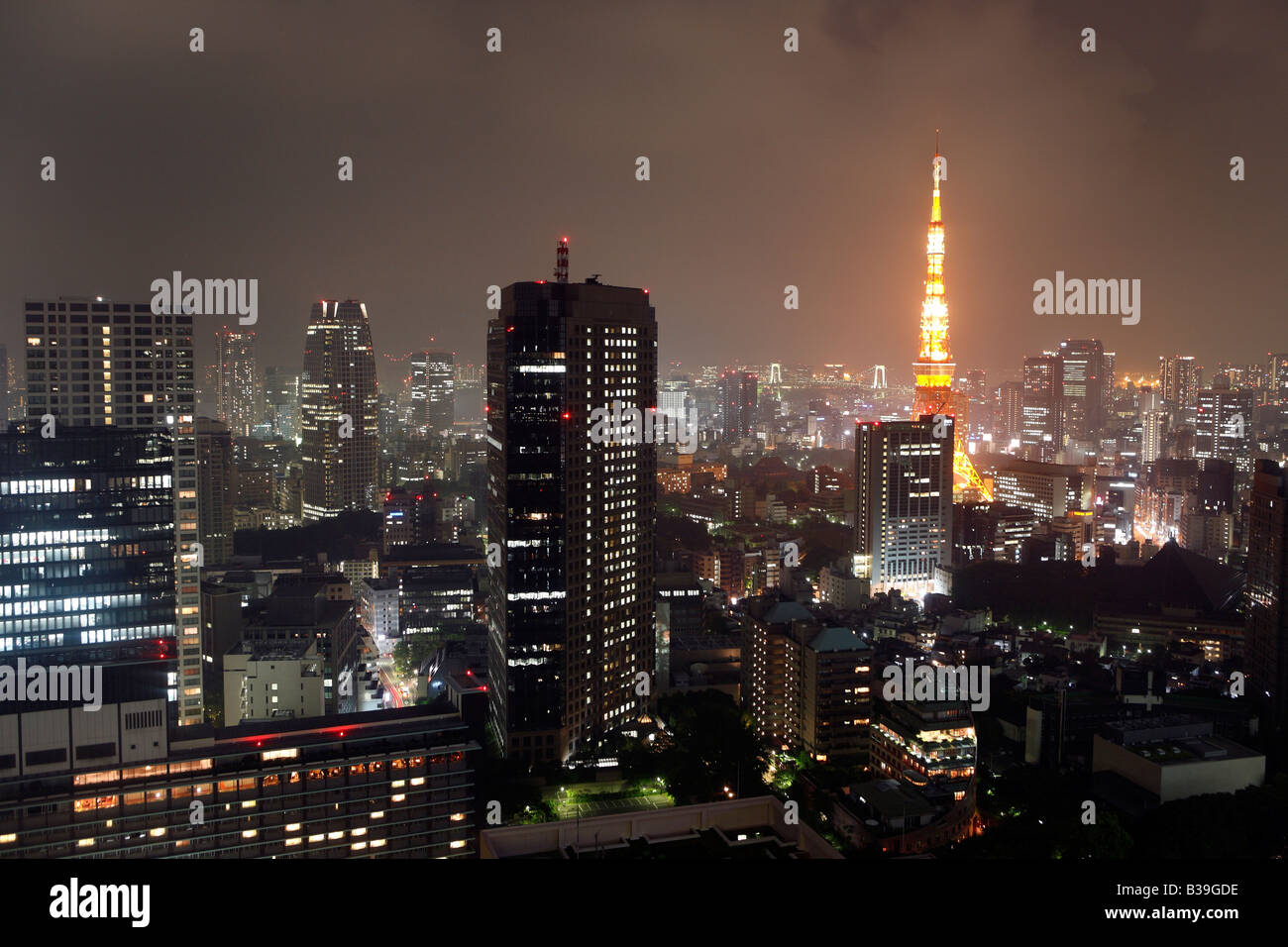 The view from the Ark Hills Club on the 37th floor of the Ark Mori ...