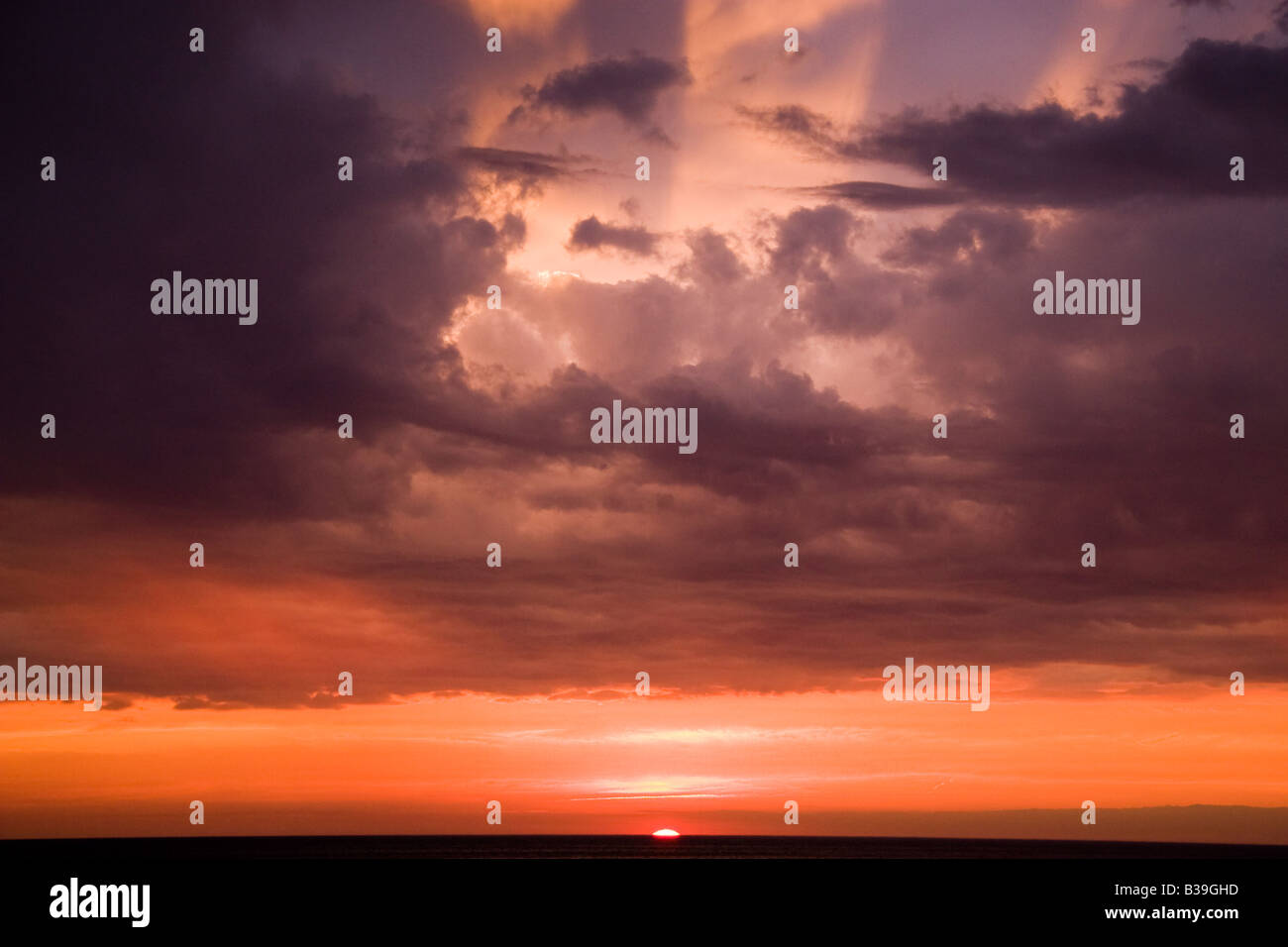 Sunset at the lake Superior in Michigan Upper Peninsula Stock Photo - Alamy