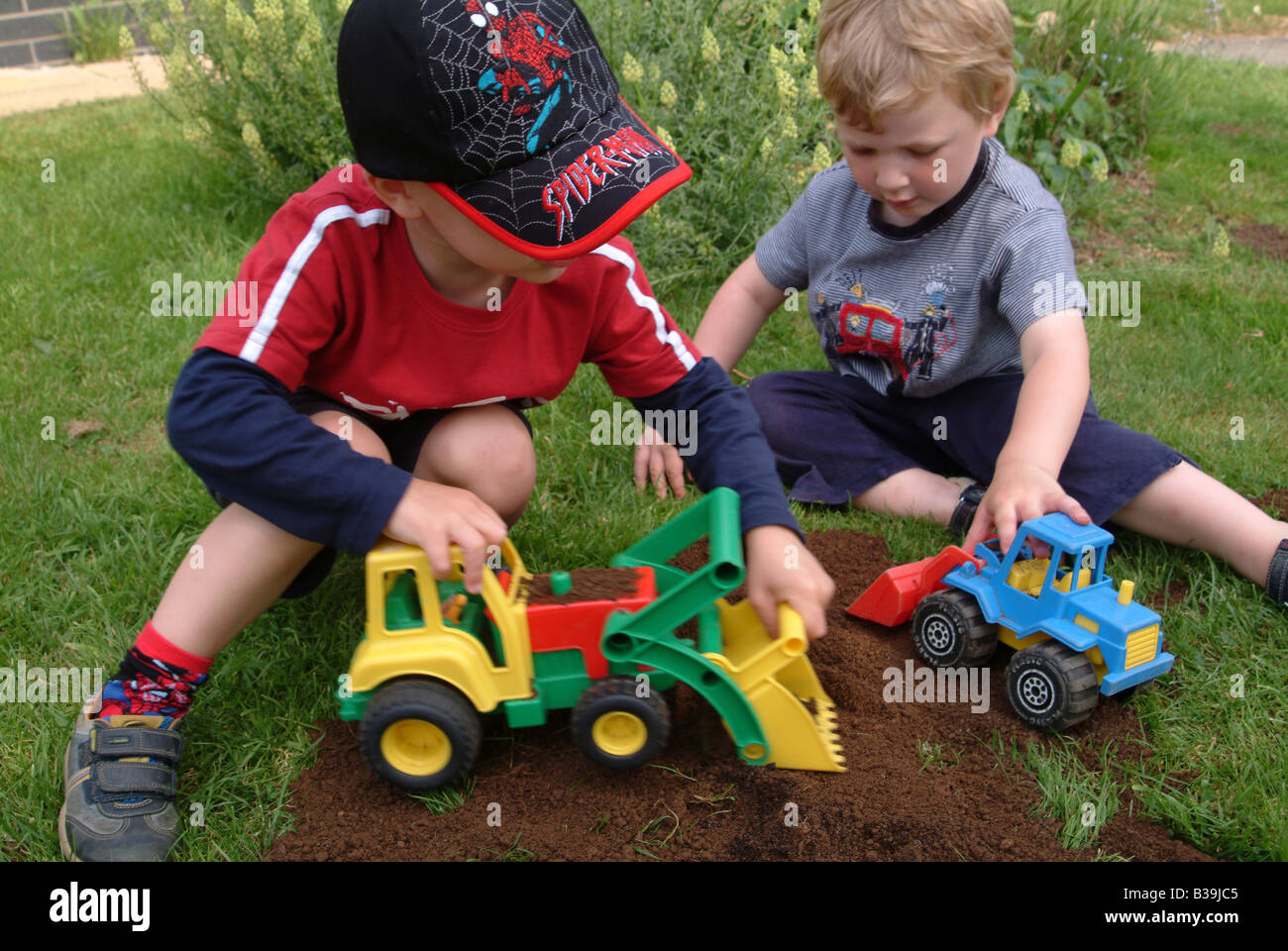 Soil diggers hi-res stock photography and images - Alamy