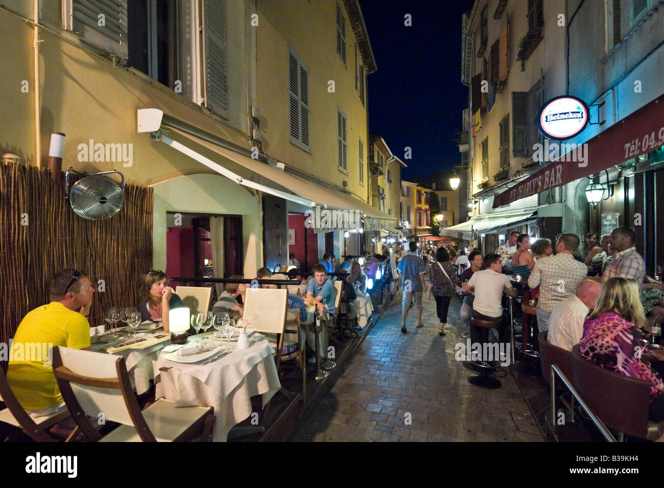 Resaurant on the Rue du Suquet in the old town (Le Suquet} at night ...